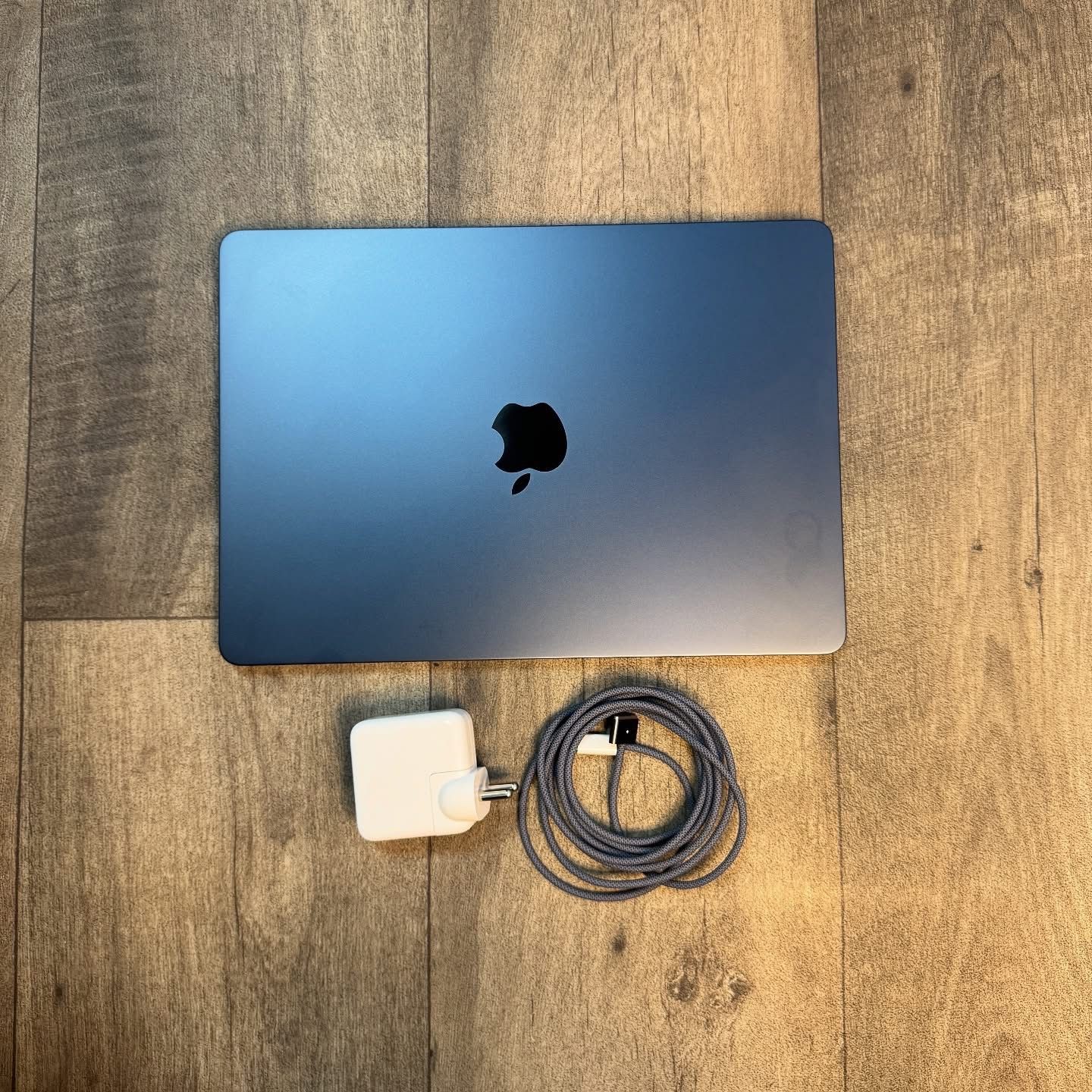 Yetu Stores :: Open Box 2025 MacBook Air M4 Chip - 13″ (Excellent ...