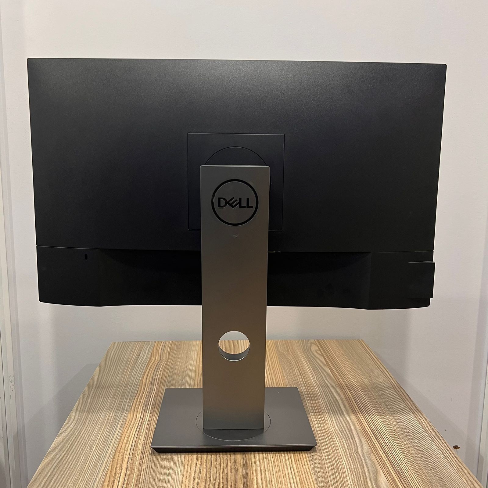 Yetu Stores :: DELL P2419H 24-inch Frameless Monitor
